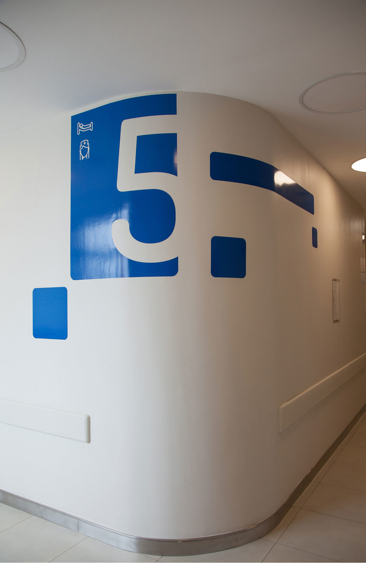 Clínica Pasteleros - OrangeBrand